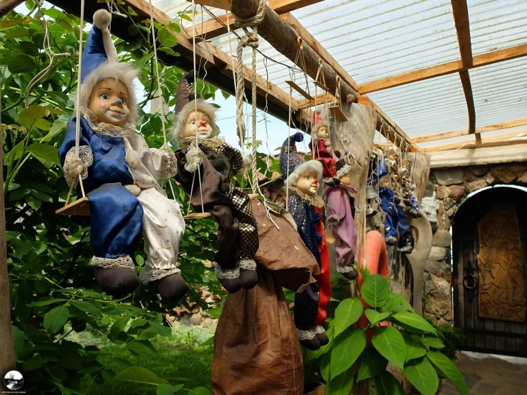 Another Use of Dishes. Visiting the Extraordinary House of Pots [Žagarė ...