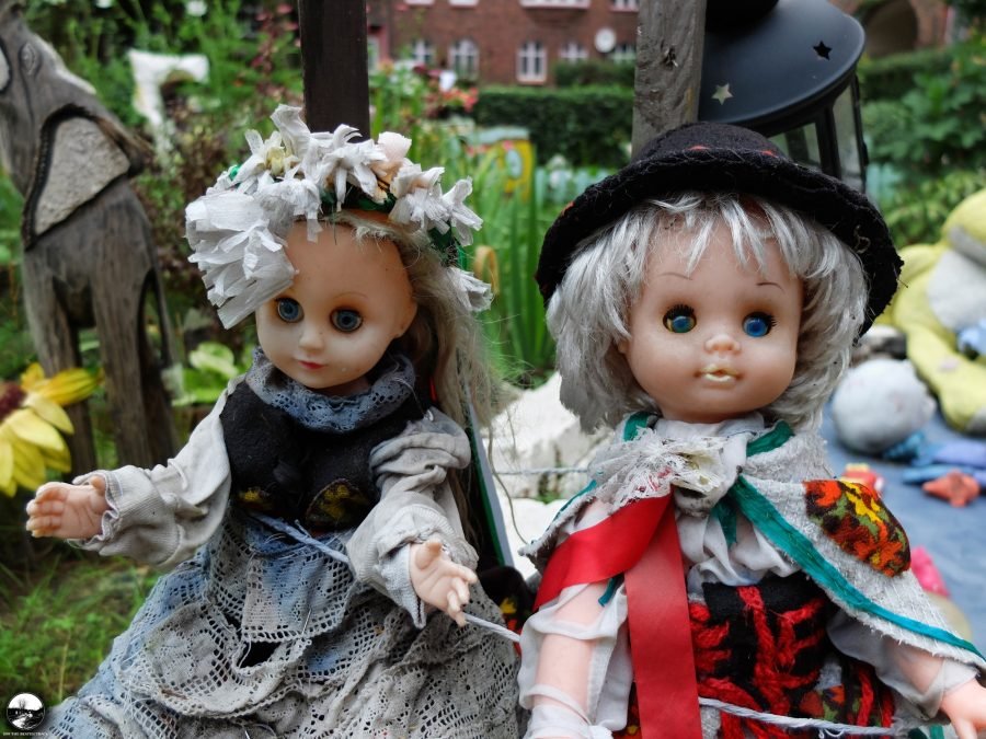 Cute yet Creepy. Visiting the Magic Yard of Toys [Katowice, Poland ...